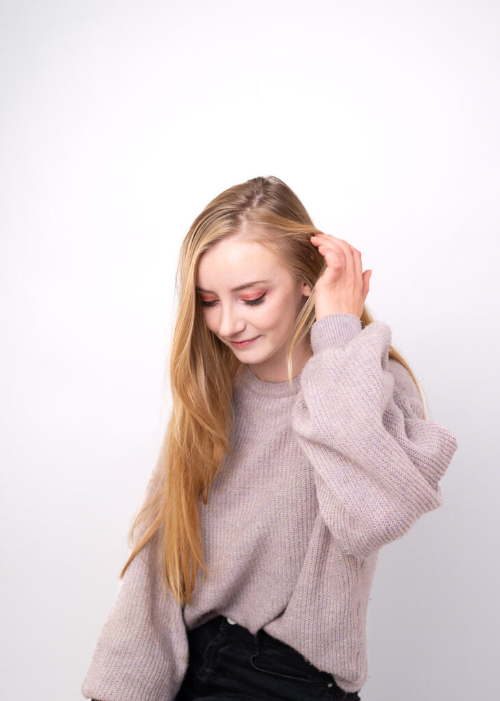 personal branding with herhelloworld - radical nuance