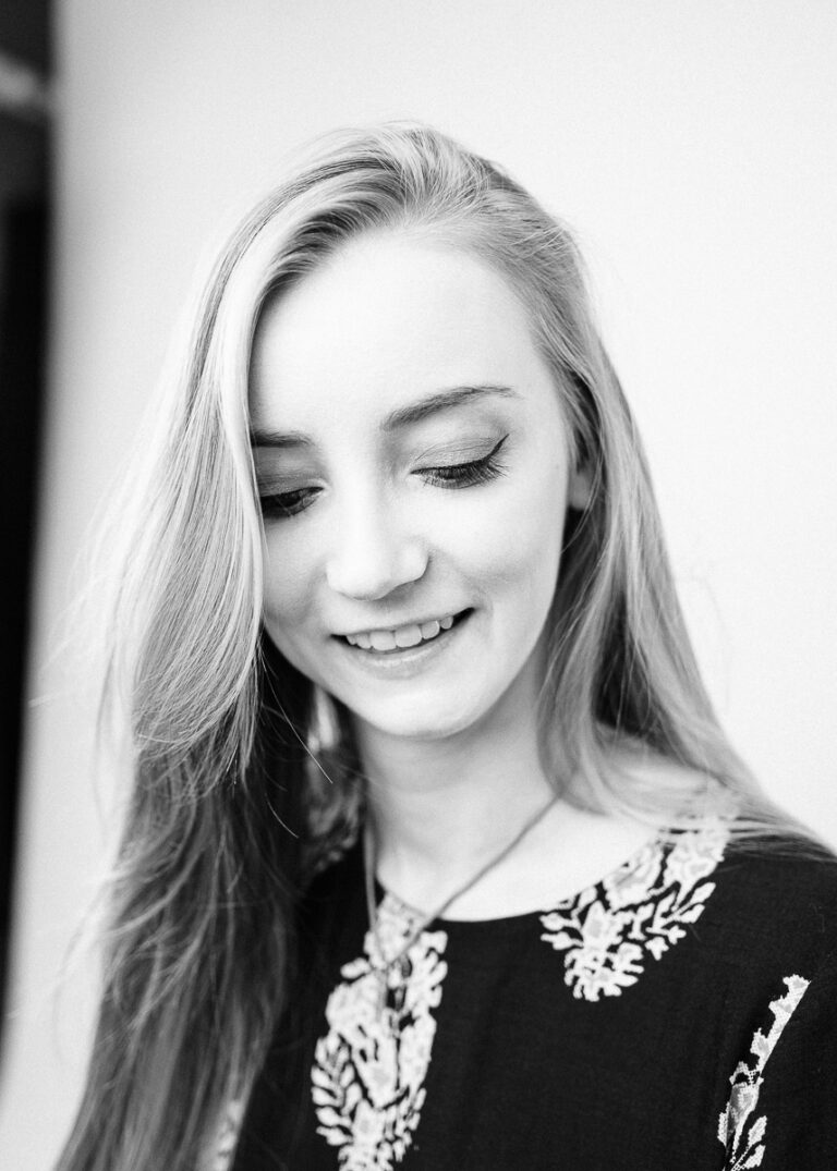 personal branding with herhelloworld - radical nuance